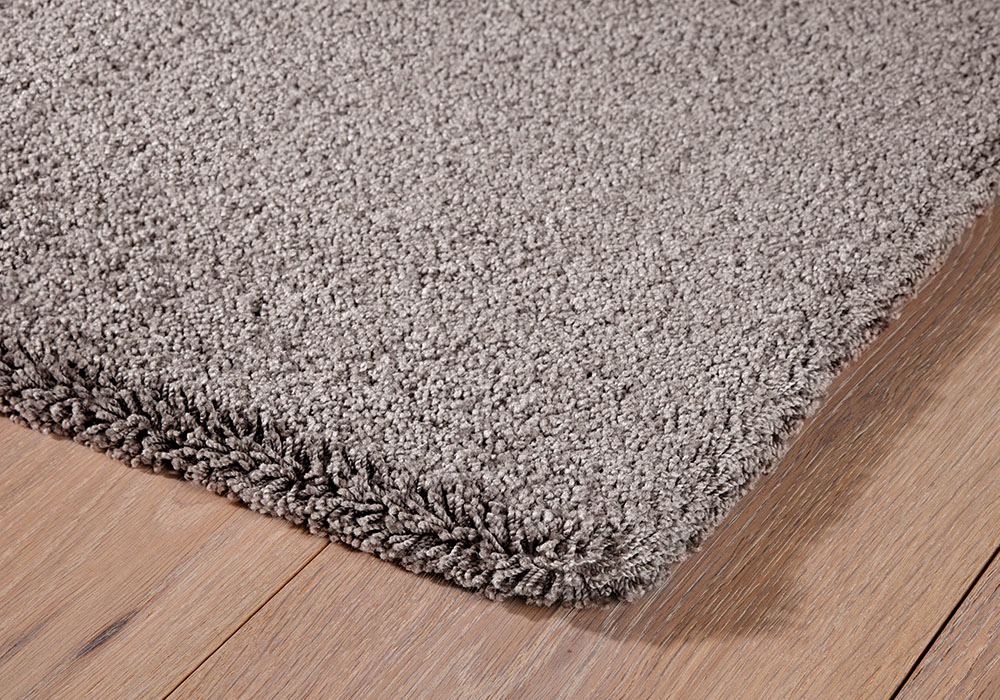 Montering teppegulv - Vask vegg-til-vegg-teppe - Kantsøm - Salongteppe ...